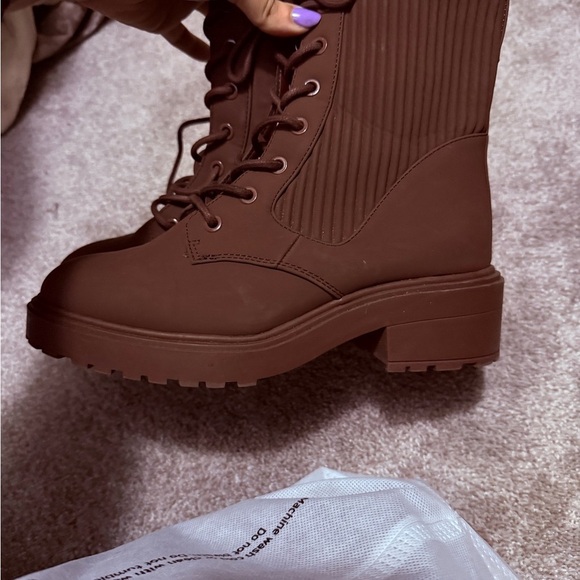 Amazon Essentials | Shoes | Amazon Essentials Brown Combat Boots With ...
